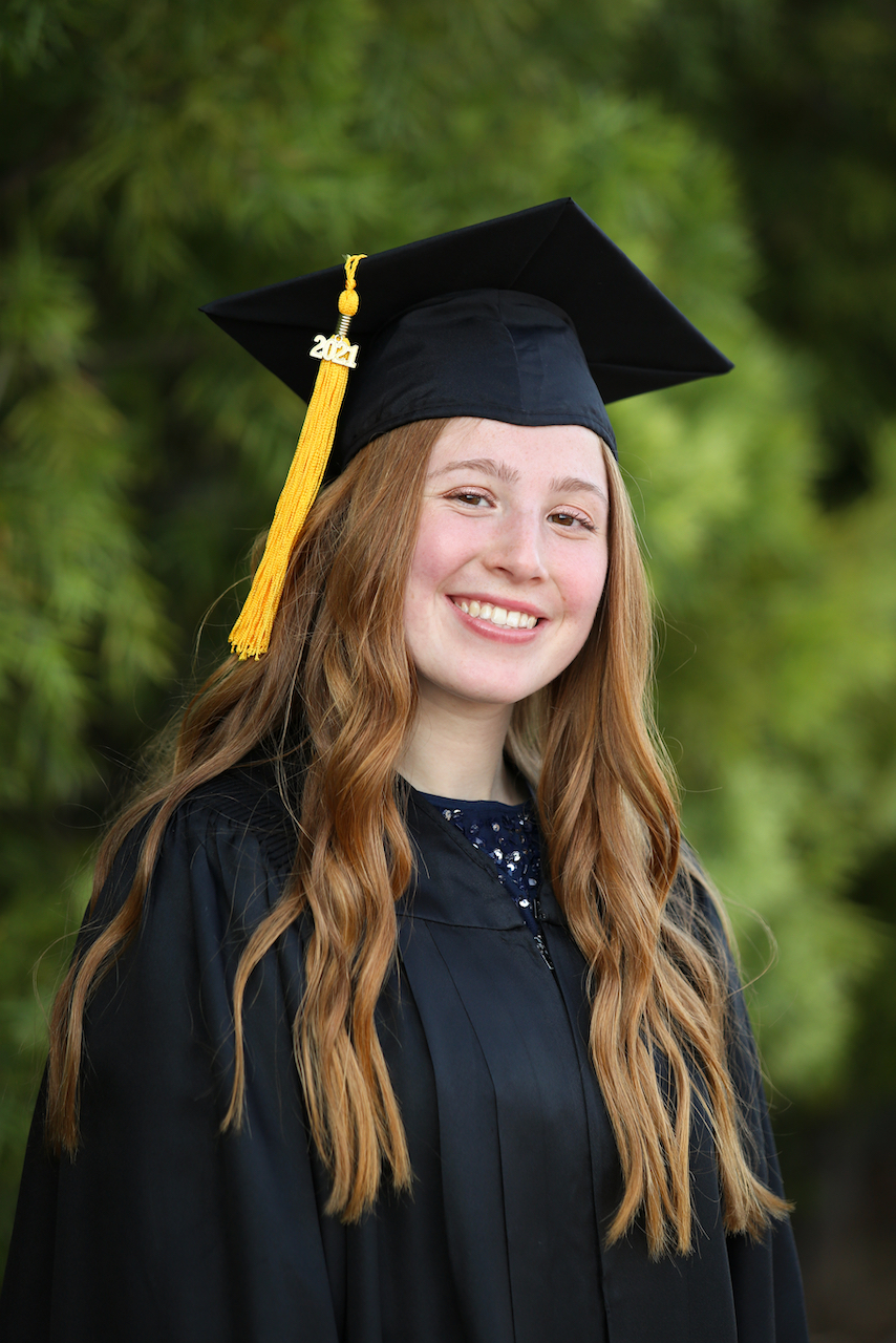 Girls Graduation Pictures 2021 – VTHS