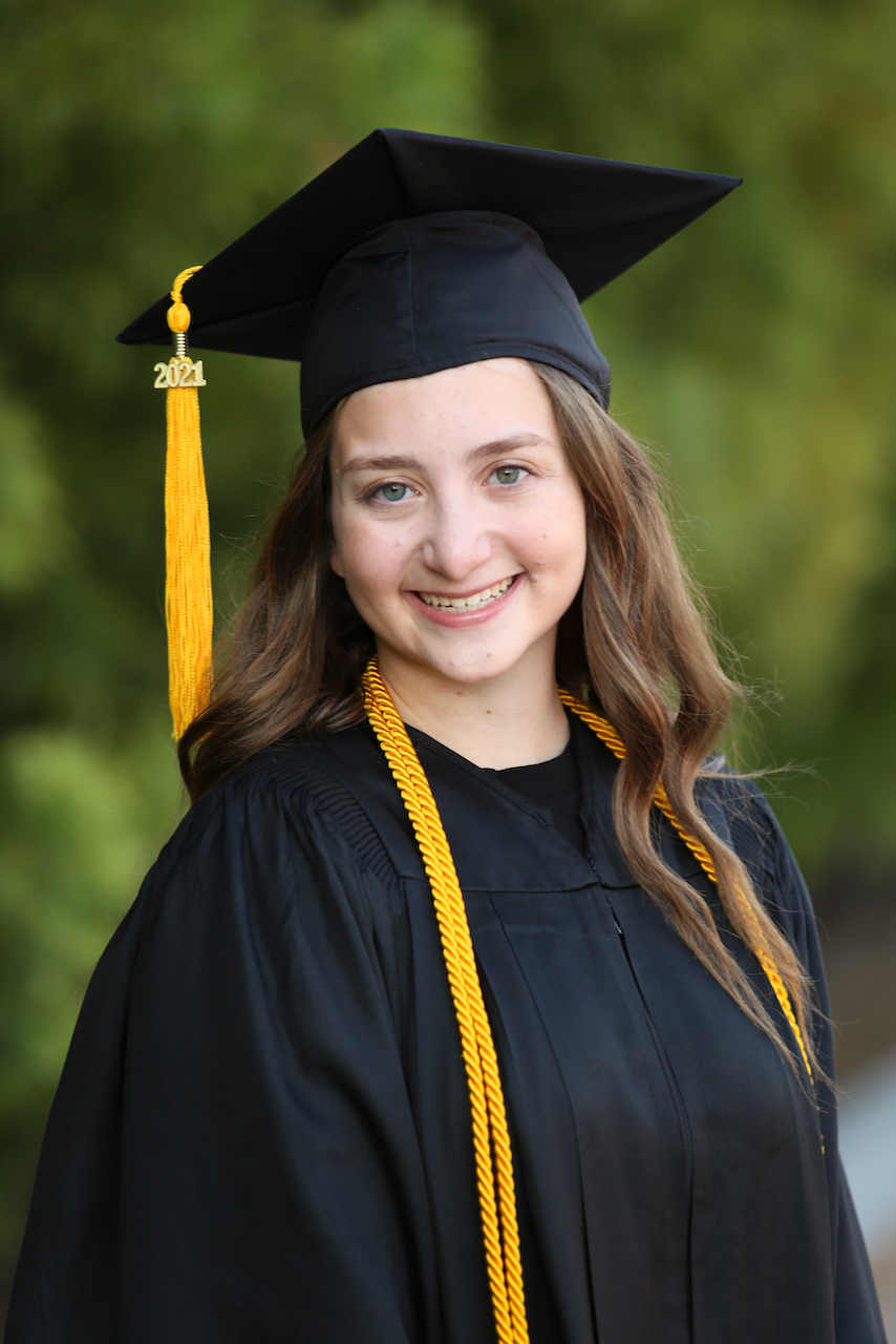 Girls Graduation Pictures 2021 – VTHS